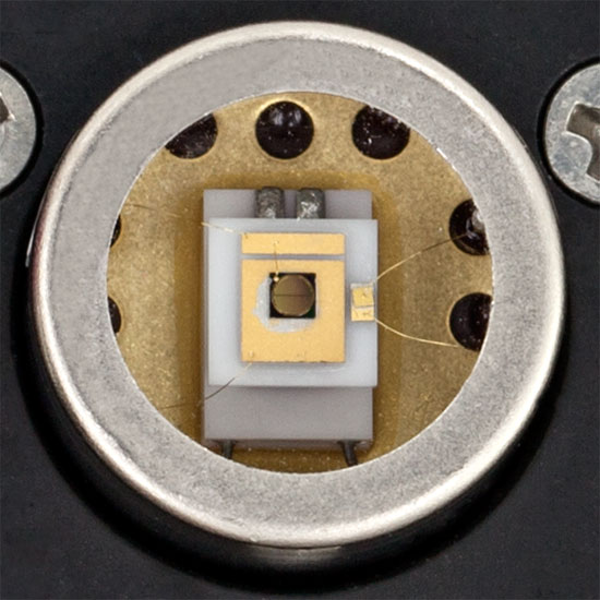 Thorlabs · Free-Space InAsSb Amplified Detector with TEC