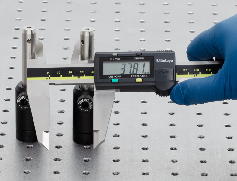 Thorlabs · Mitutoyo Calipers