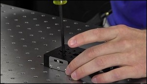 Thorlabs · Accessing Centrally Located Mounting Points on a Translation ...